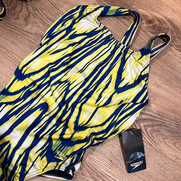 Speedo | Swim | Speedo One Piece Colorful Crossback Bathing Suit Size ...